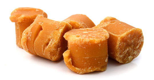 Health Benefits of Jaggery (An Alternative to Sugar)